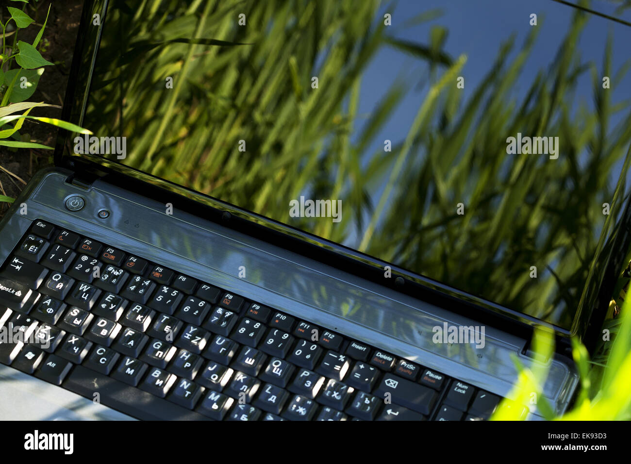 Letter on laptop screen hi-res stock photography and images - Alamy