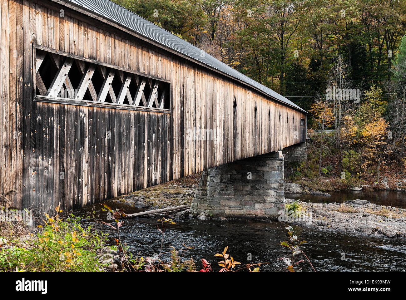Covered bridge, Dummerston, Vermont, USA Stock Photo - Alamy