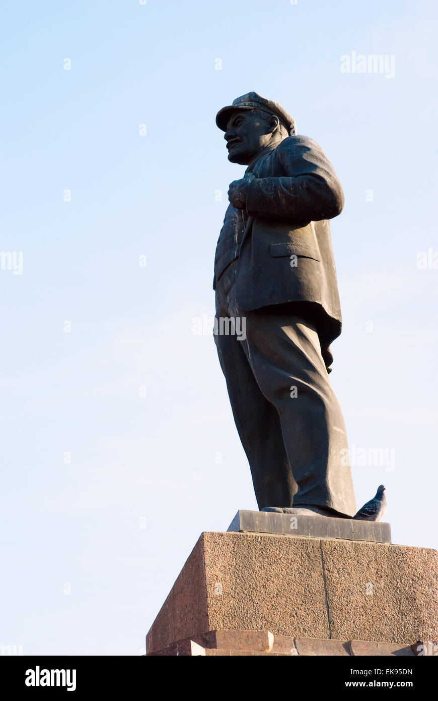 Body of lenin hi-res stock photography and images - Alamy