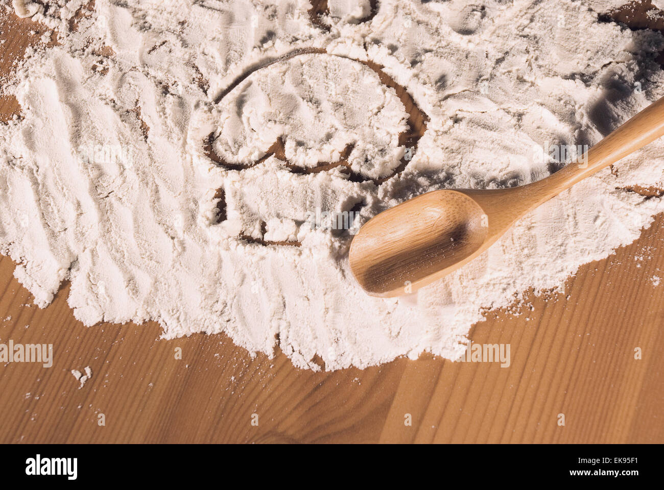 cake painted on flour Stock Photo - Alamy