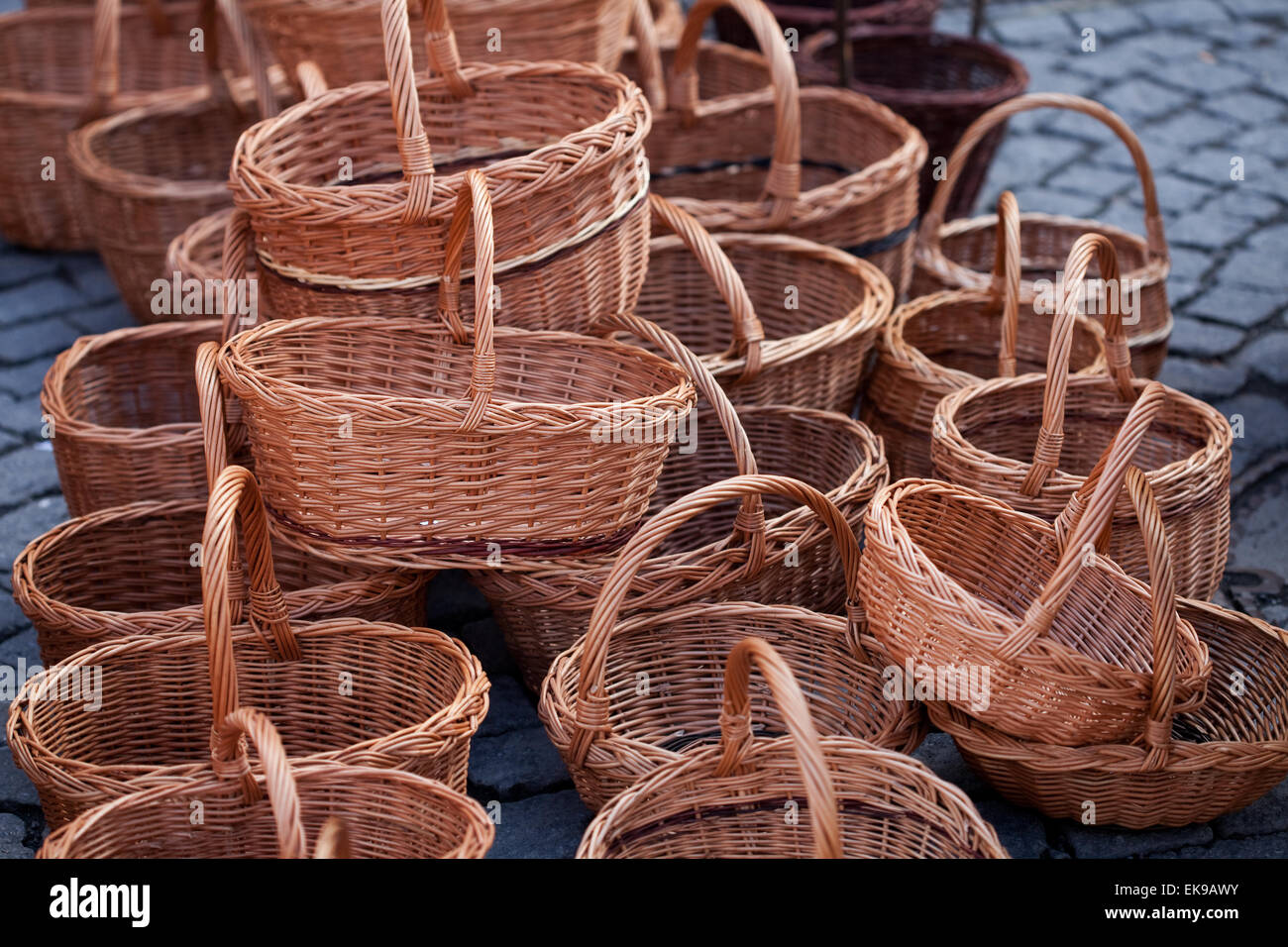 Baskets symbol hi-res stock photography and images - Alamy