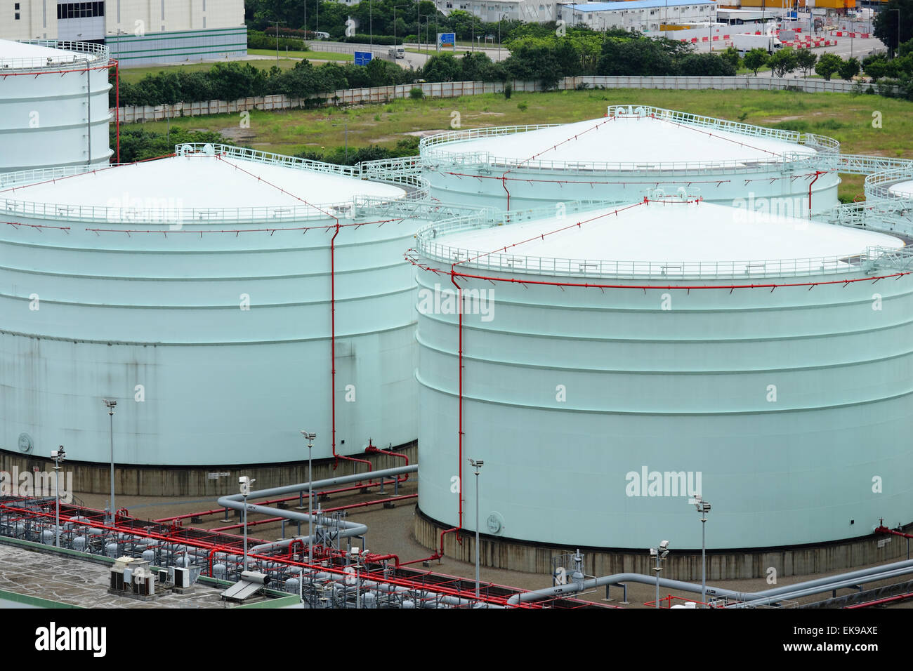 Big white oil tank hi-res stock photography and images - Alamy