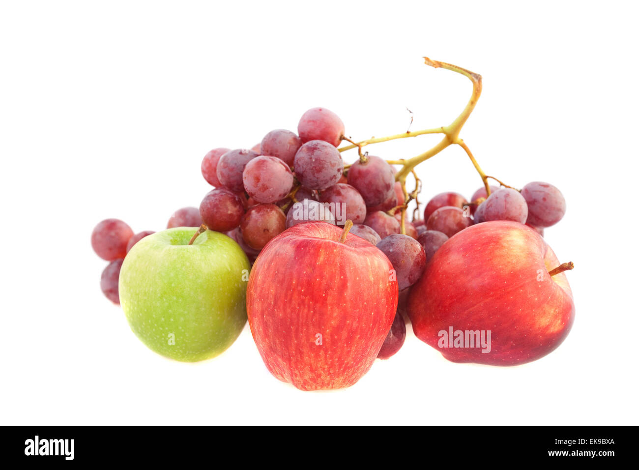 apples and grapes isolated on white Stock Photo - Alamy