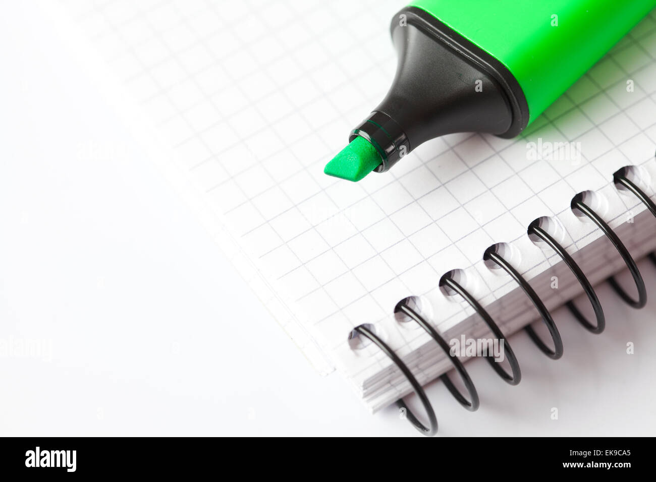 marker and notepad isolated on white Stock Photo - Alamy