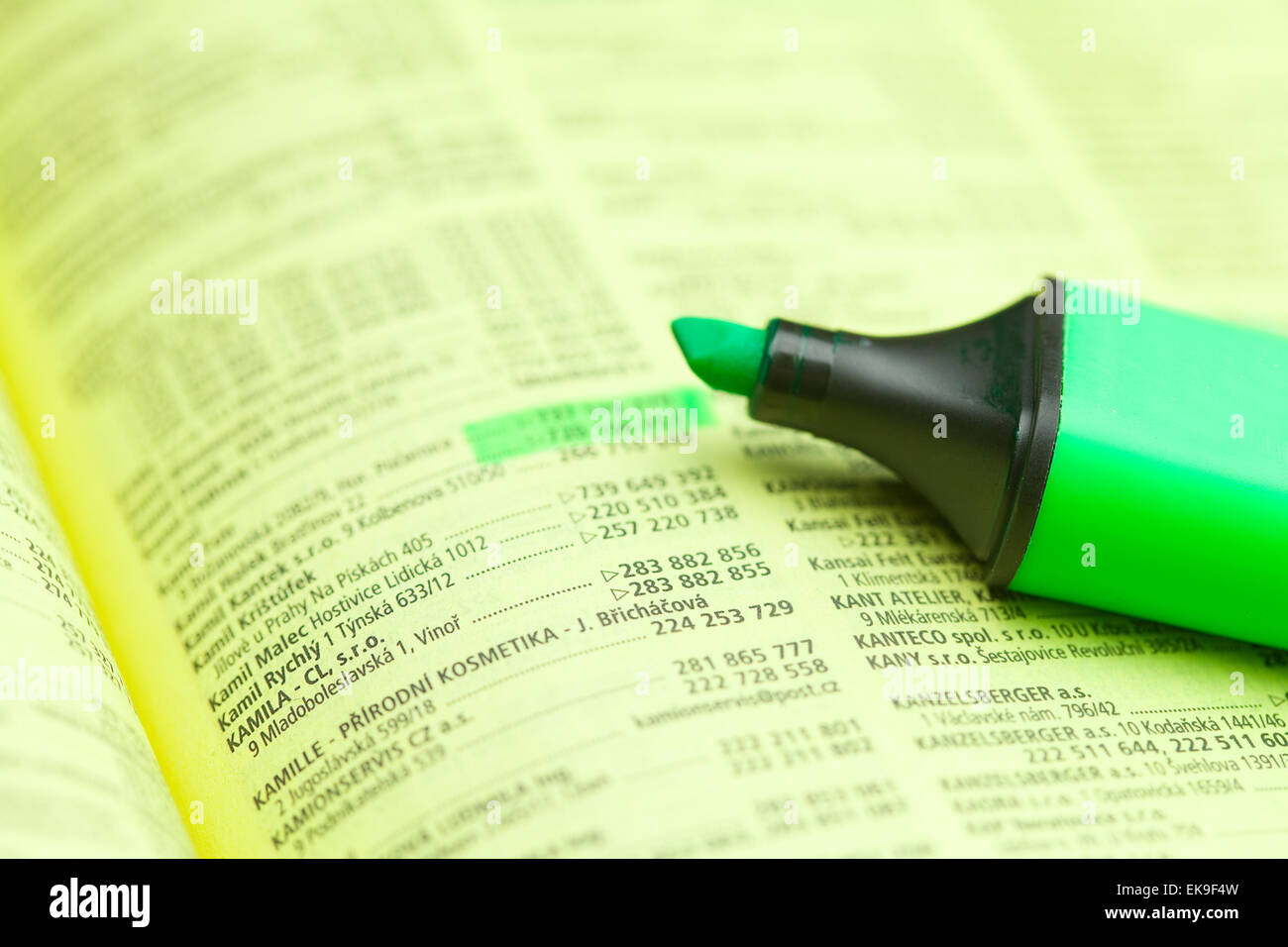 Yellow pages directory hi-res stock photography and images - Alamy