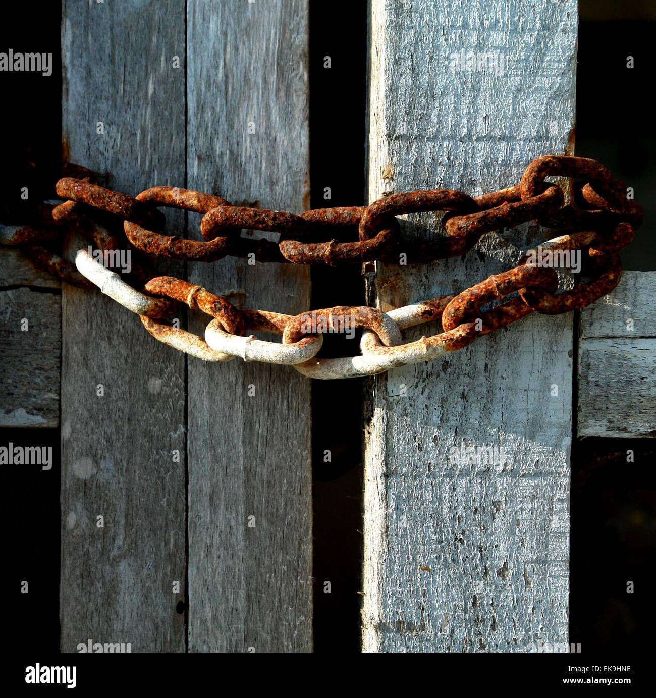Closed chains hi-res stock photography and images - Alamy