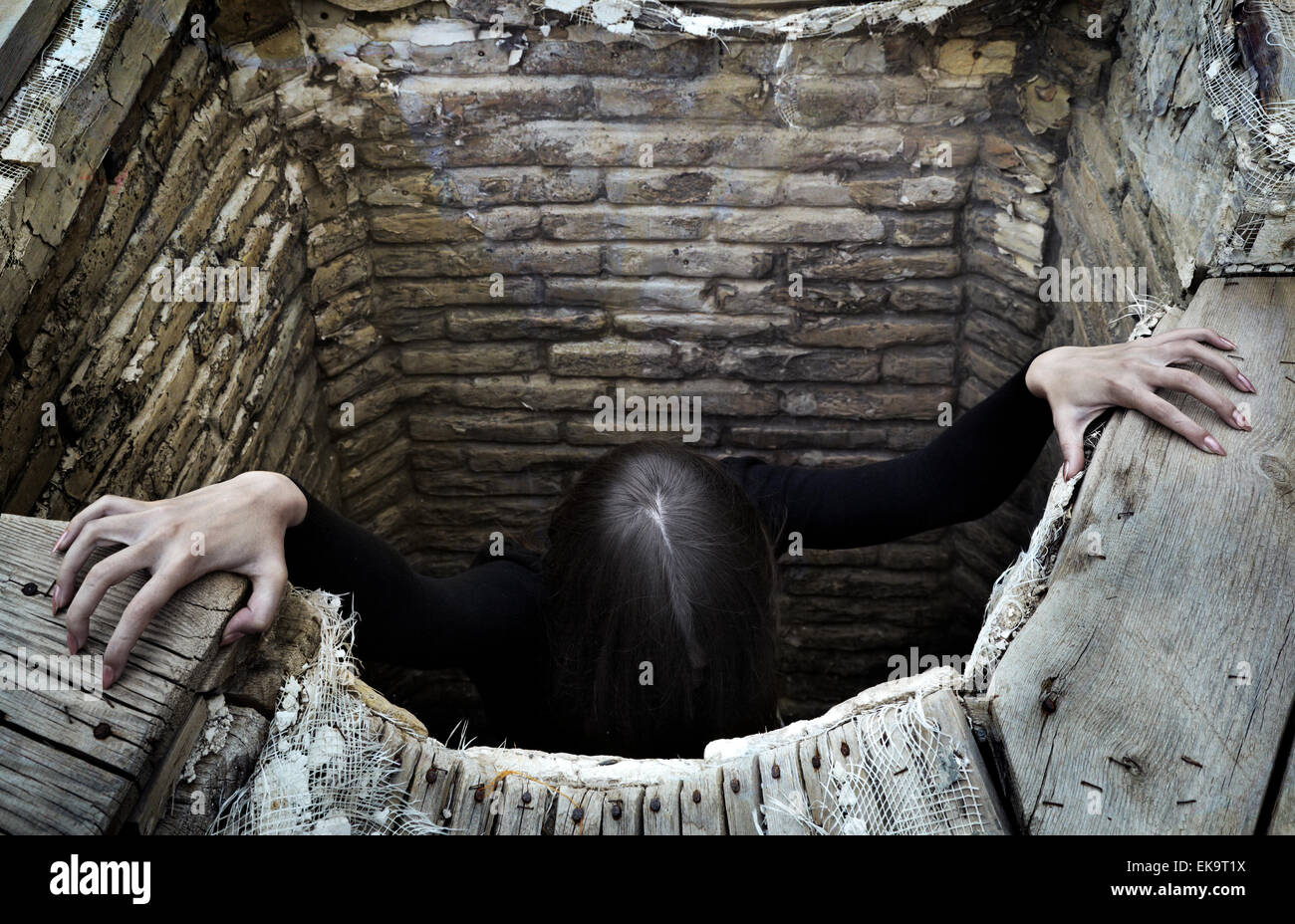 Woman dead body inside hi-res stock photography and images - Alamy