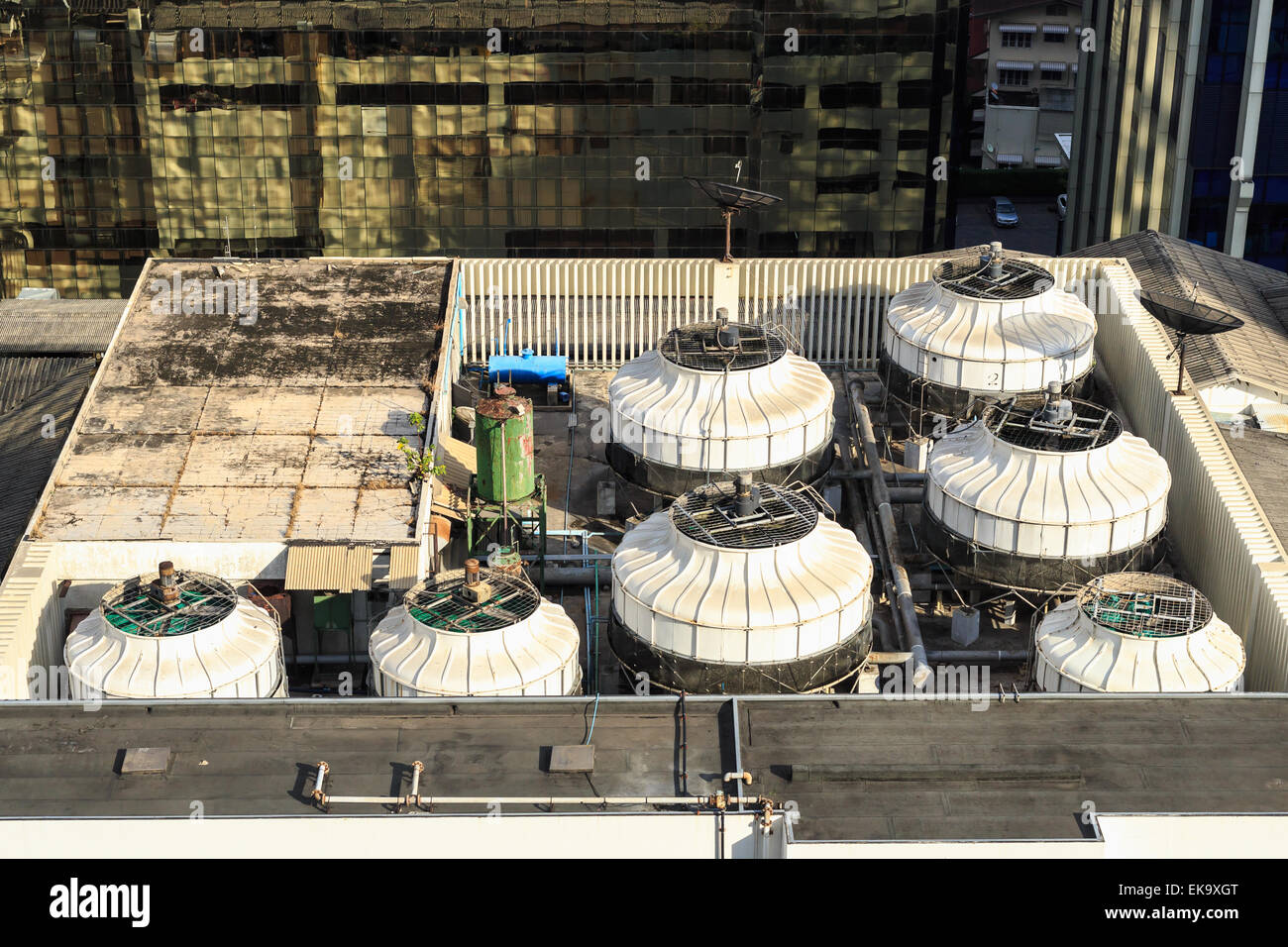 Old air compressor hi-res stock photography and images - Alamy