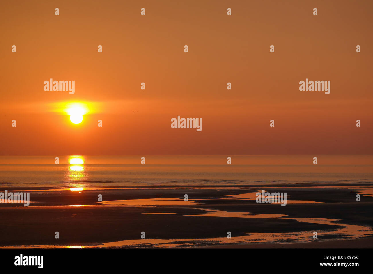 Blackpool, UK. 8th April, 2015. UK Weather: A warm and sunny day comes ...