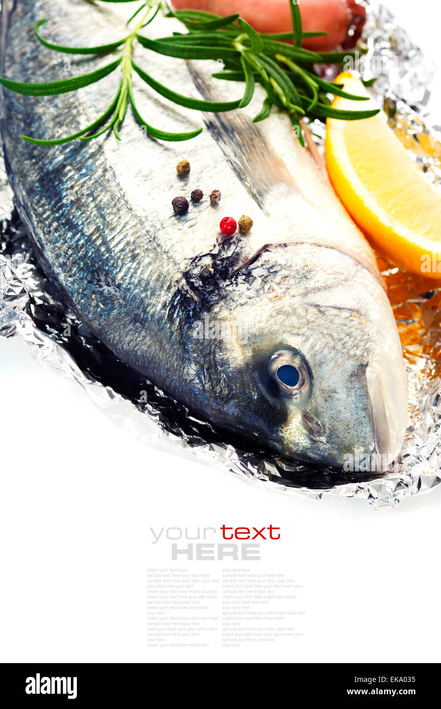 fresh dorada fish Stock Photo - Alamy