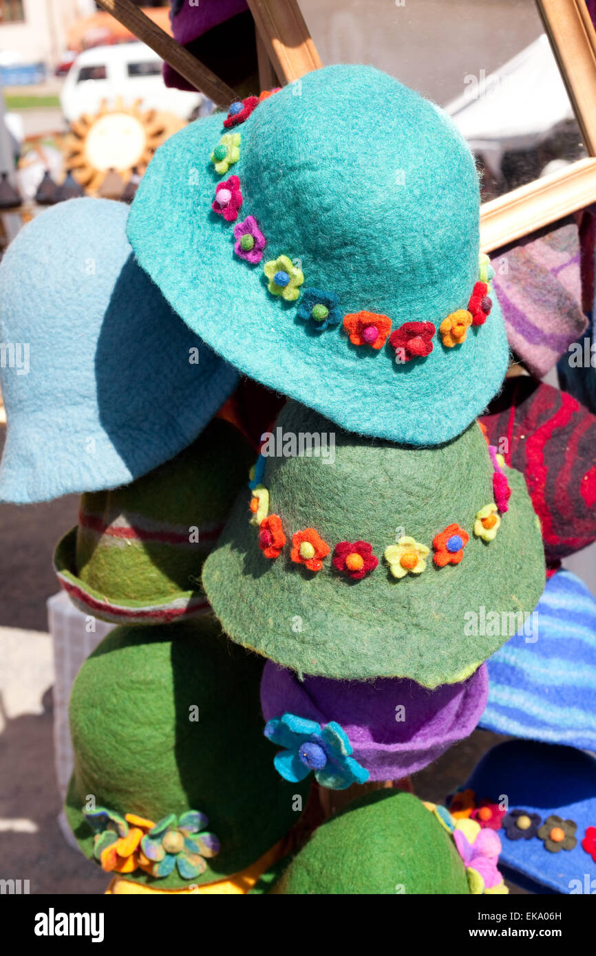 Shapes for hats hi-res stock photography and images - Alamy