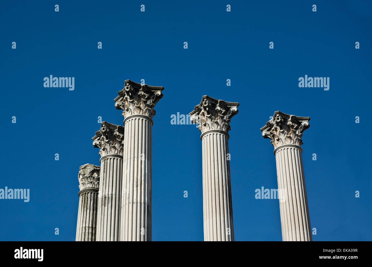 Roman columns hi-res stock photography and images - Alamy