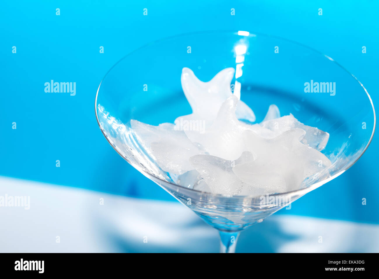 Ice martini hi-res stock photography and images - Alamy