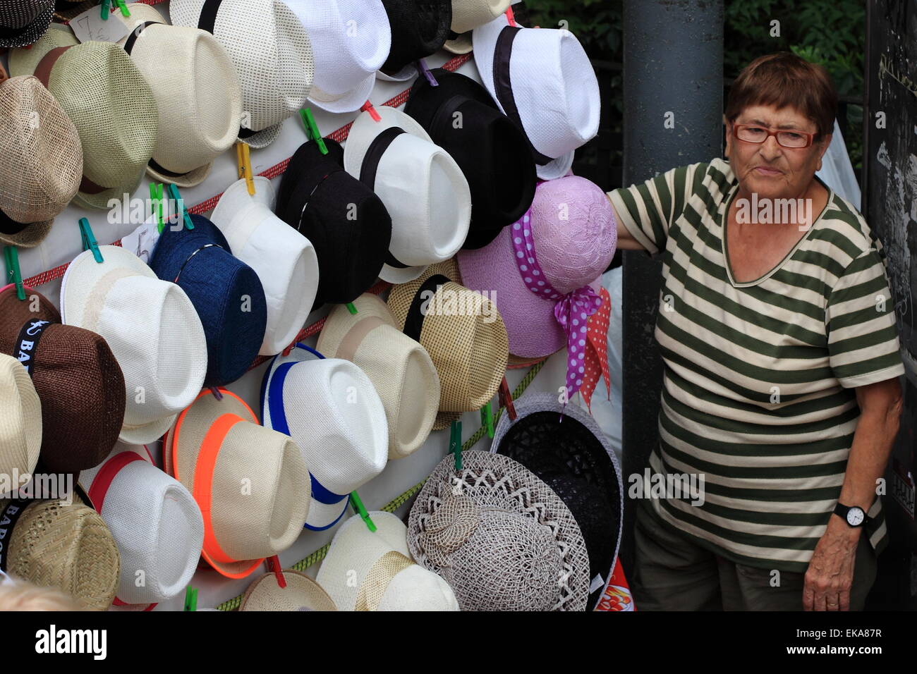 Catalan hat hi-res stock photography and images - Alamy