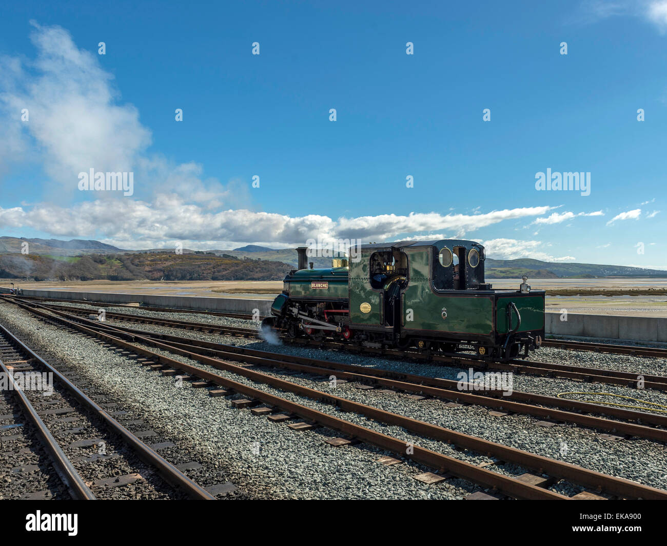 Saddle tank tender engine hi-res stock photography and images - Alamy