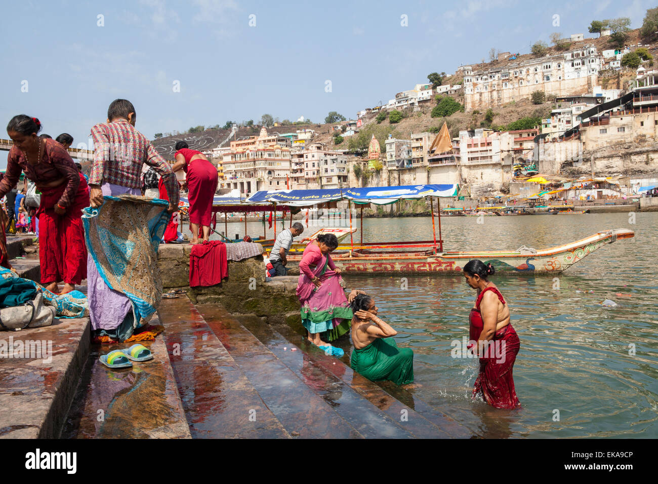 Narmada river bathe hi-res stock photography and images - Alamy