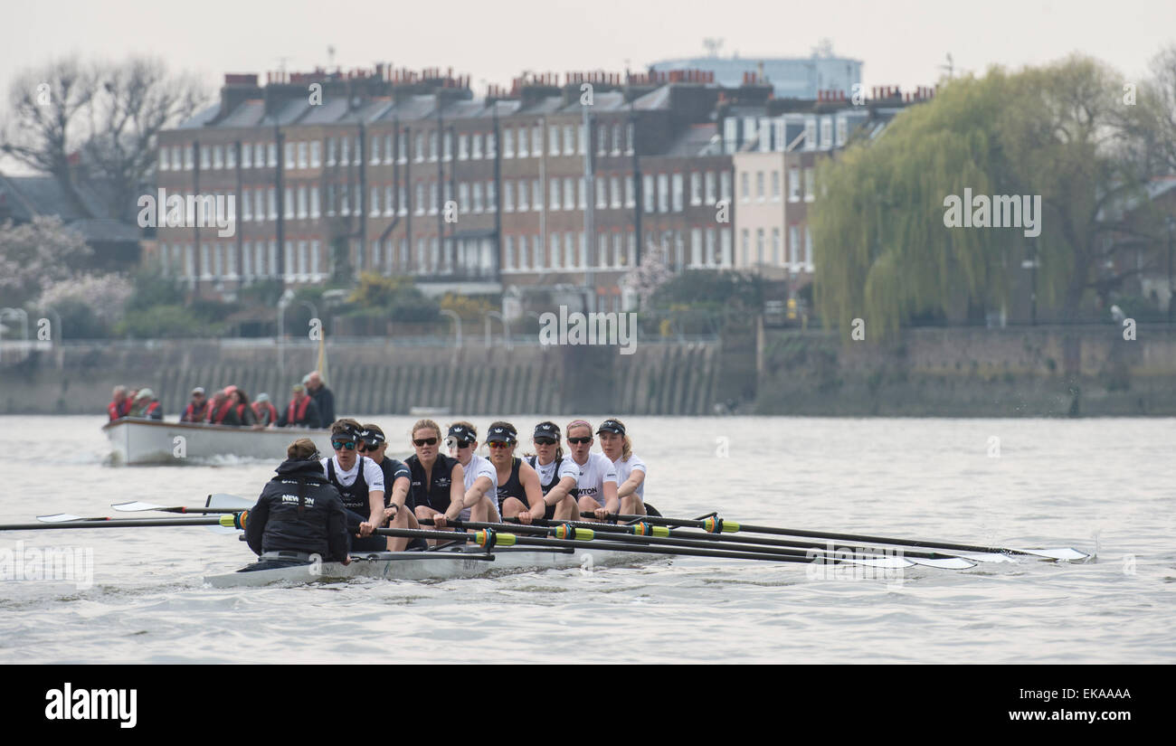 London, UK. 8th April, 2015. Oxford University Women's Boat Club (OUWBC ...