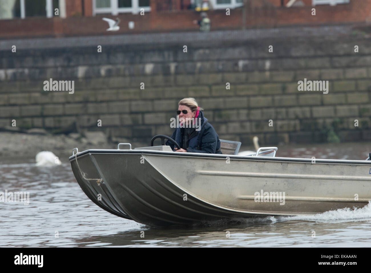 London, UK. 8th April, 2015. Oxford University Women's Boat Club (OUWBC ...