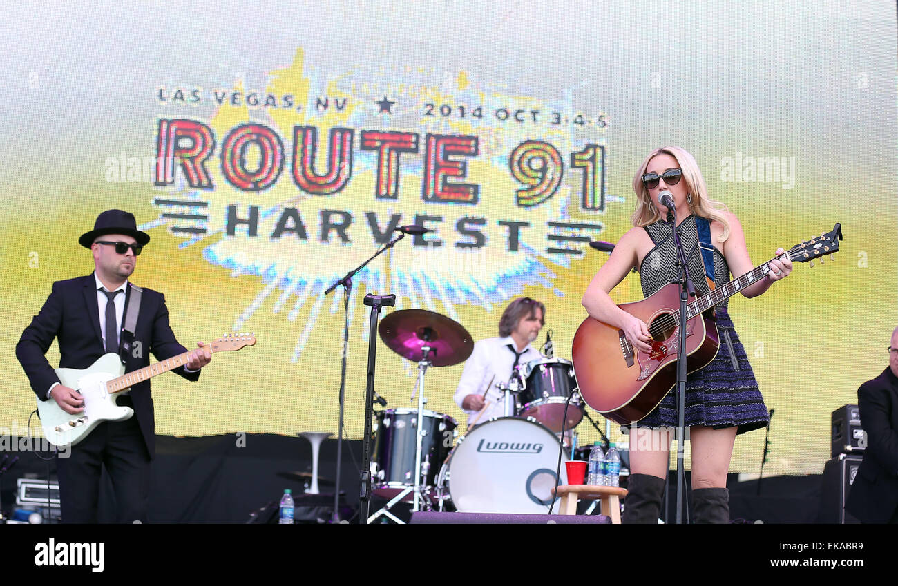Route 91 Harvest Country Music Festival at The MGM Resort Village - Day ...