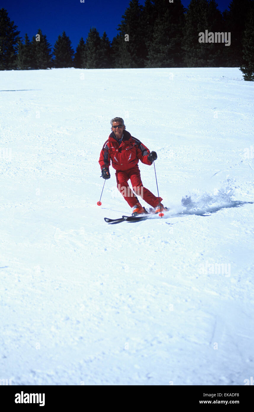From it's 11,500 foot skiing summit, Ski Apache offers nearly 2,000 ...