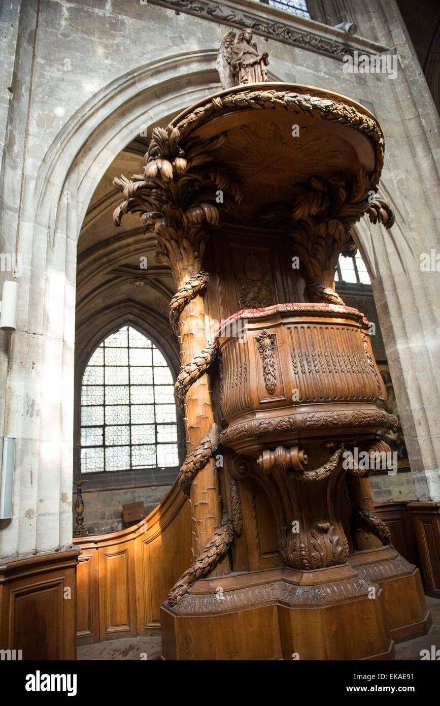 Saint merri church paris france hi-res stock photography and images - Alamy
