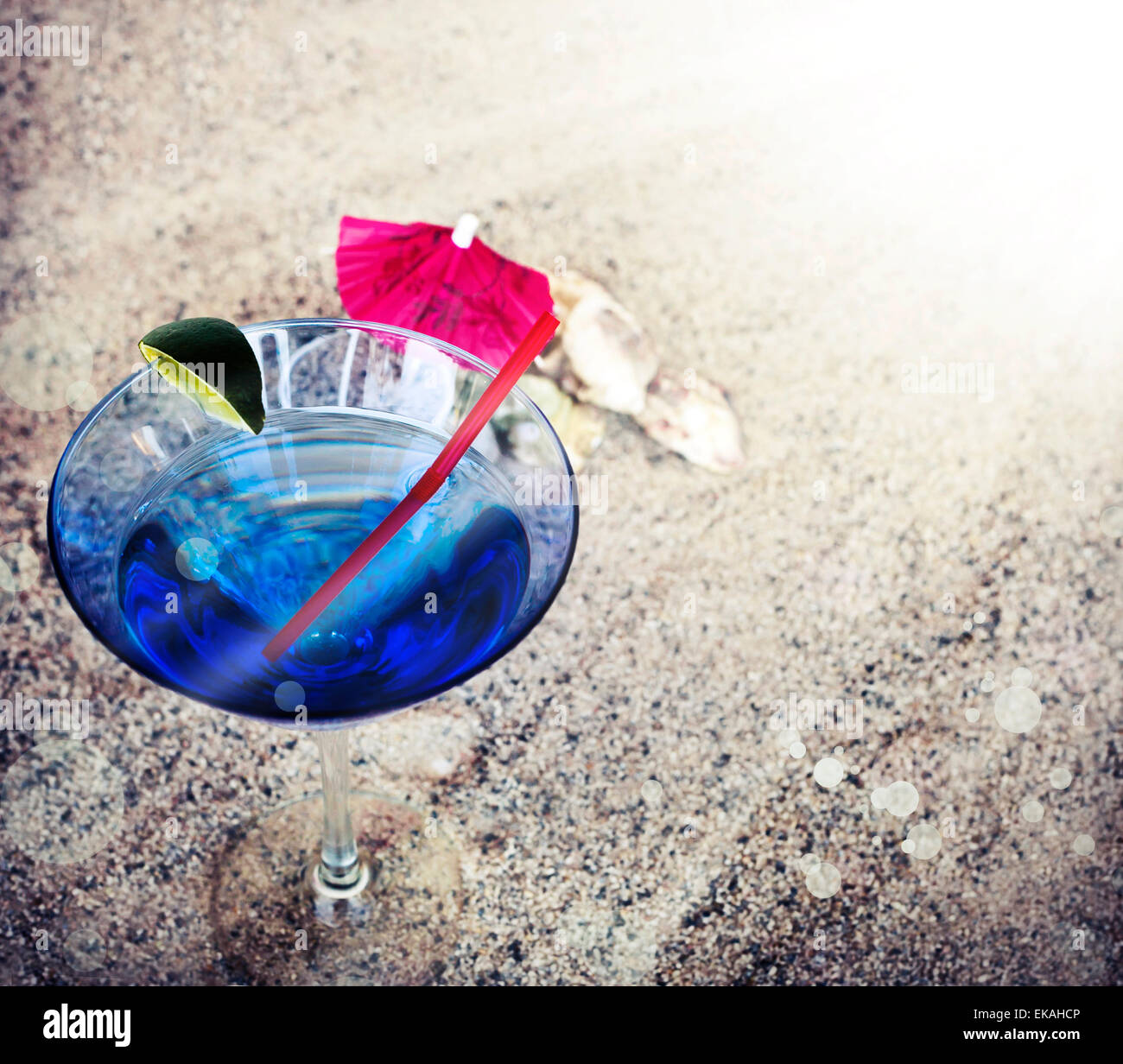 Beach background with copys pace, beach sand summer theme, cocktail ...