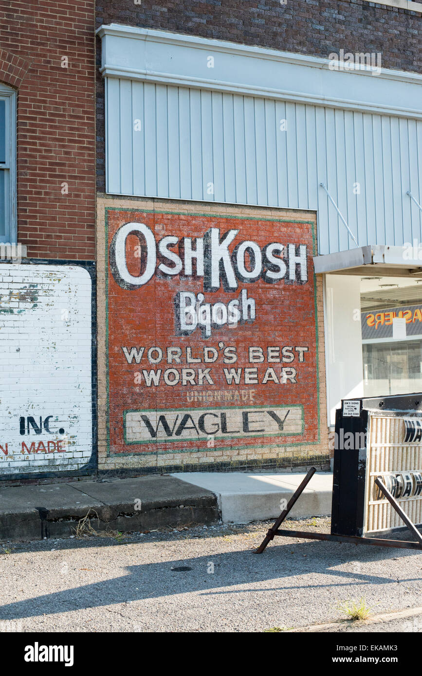 Graffiti ,adverts , murals ,signs Stock Photo - Alamy