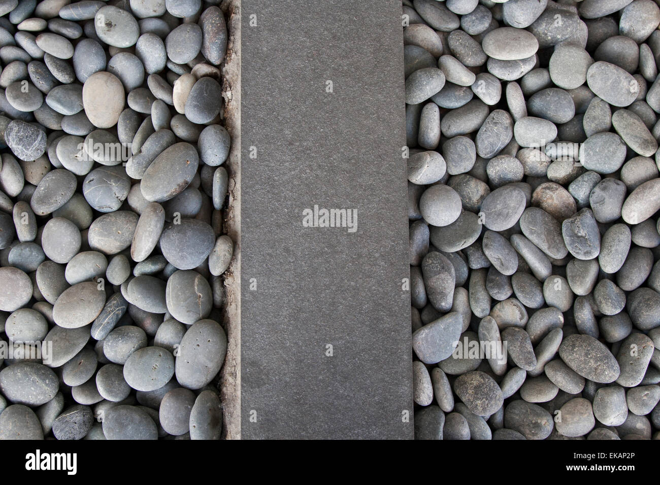 River rock sculpture hi-res stock photography and images - Alamy