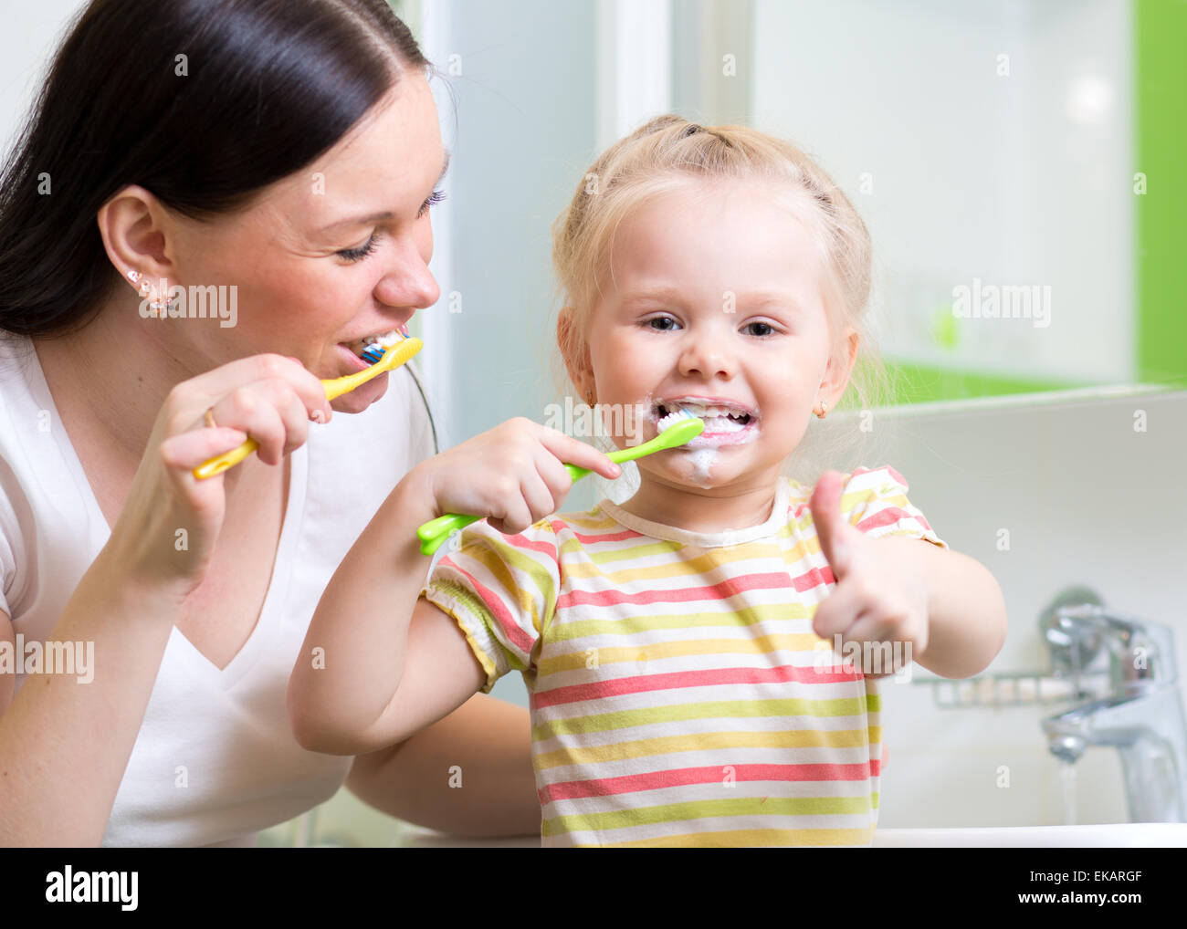 Teeth brushing hi-res stock photography and images - Alamy