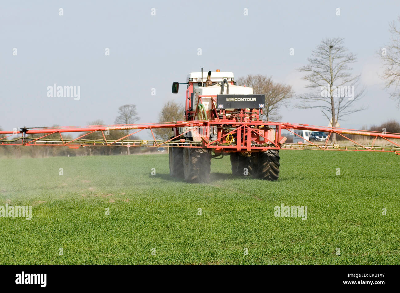 Spraying fields hi-res stock photography and images - Alamy