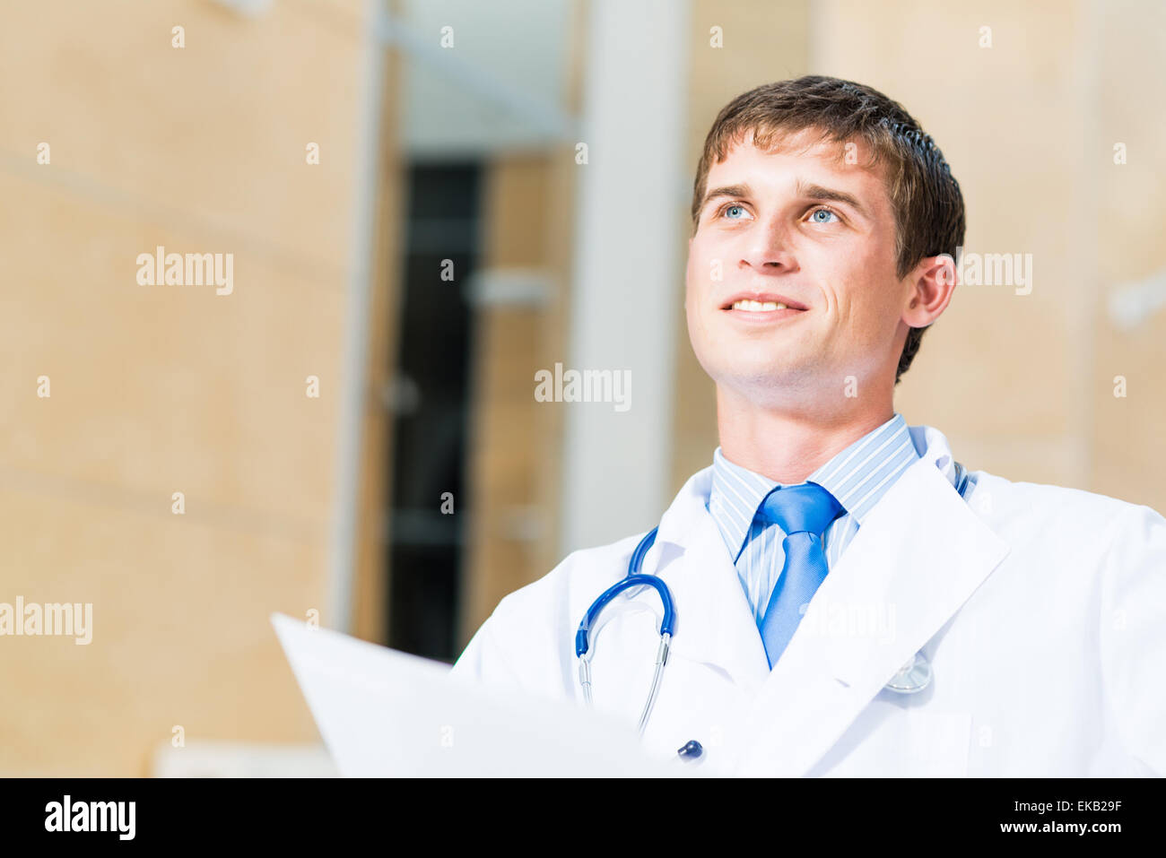 Portrait of doctor Stock Photo - Alamy