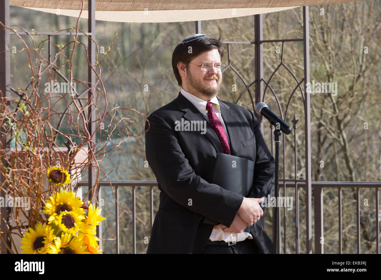 Smiling Bearded Rabbi Stock Photo - Alamy