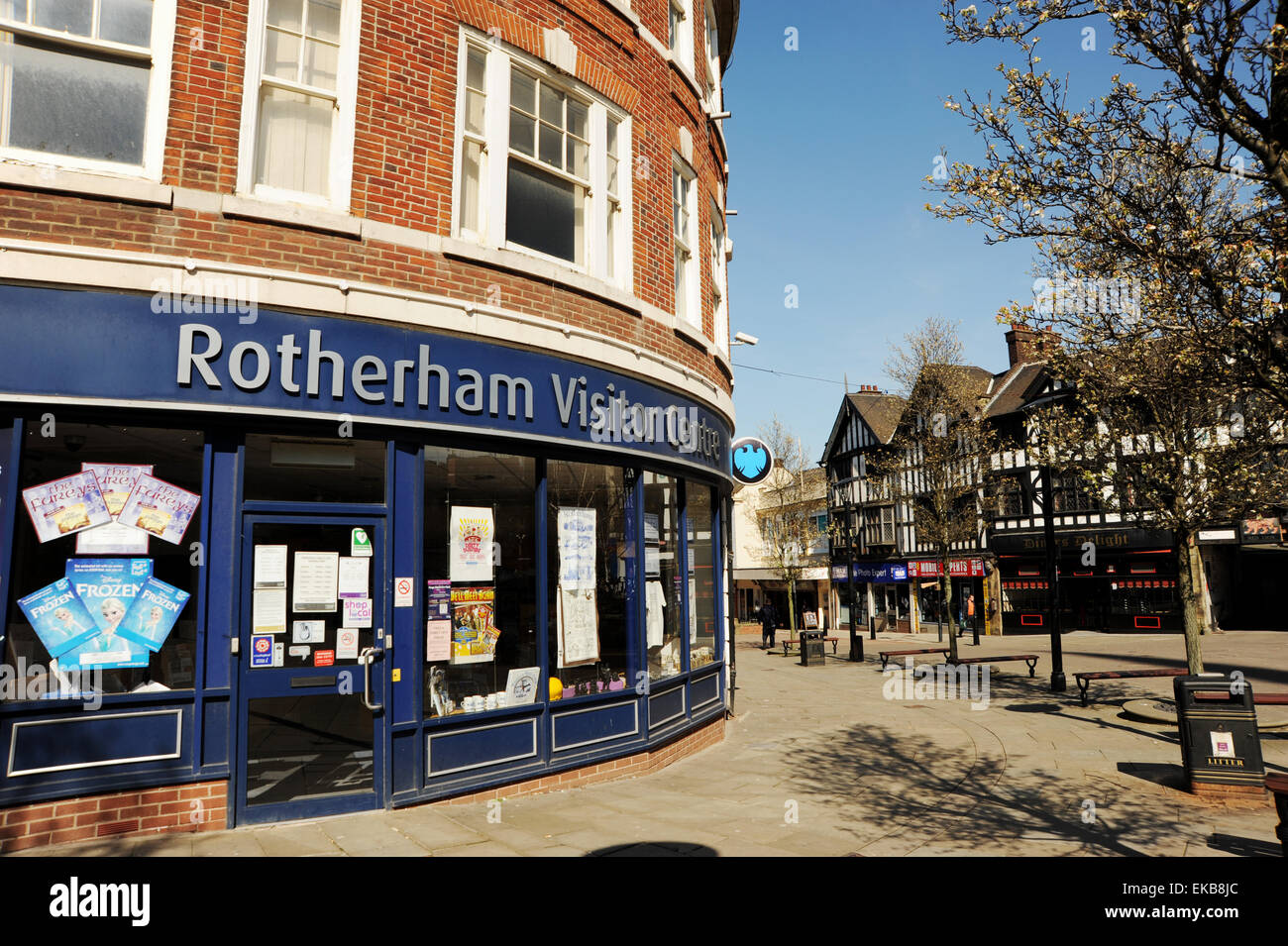 Toursim visitor centre hi-res stock photography and images - Alamy