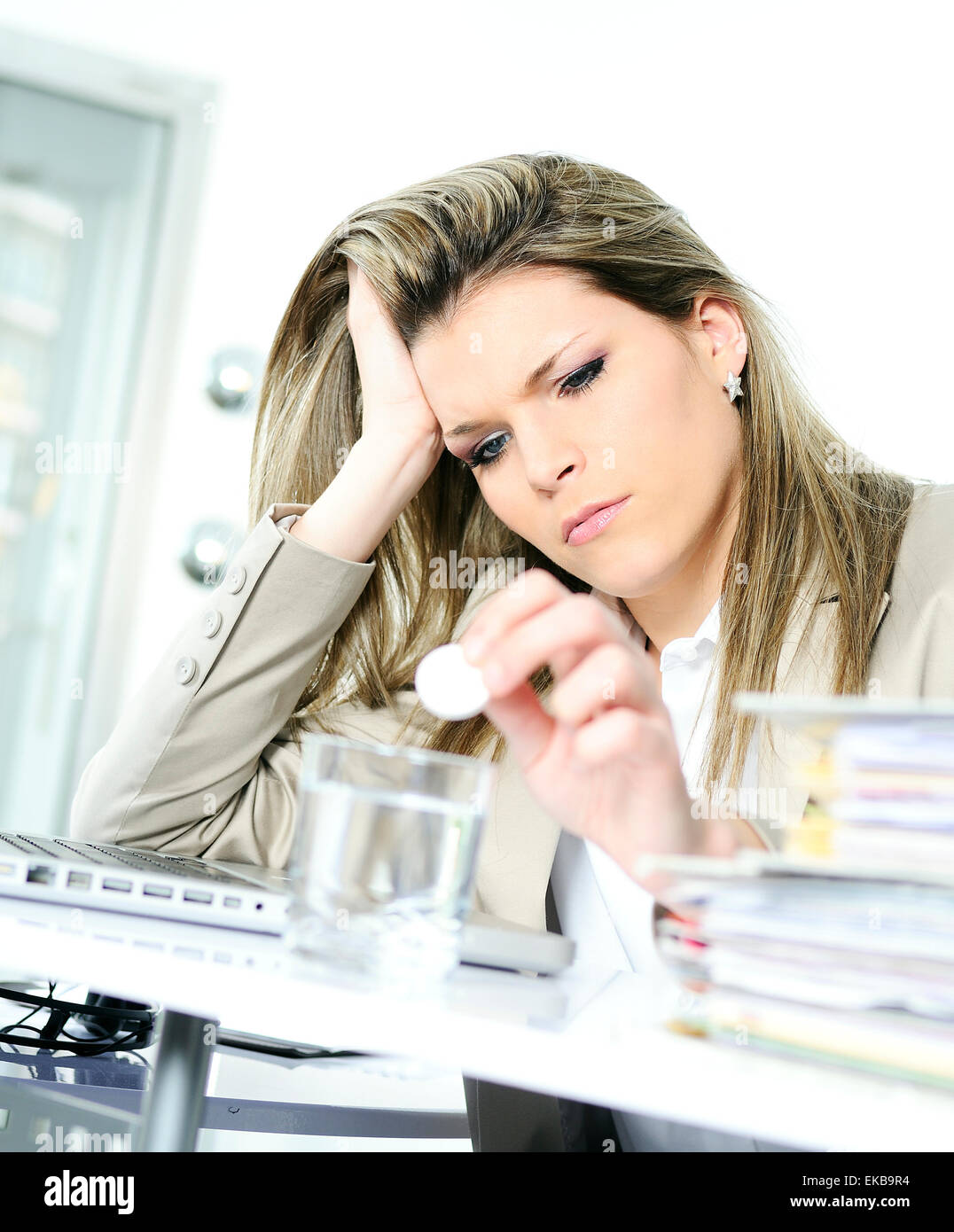Office performance anxiety hi-res stock photography and images - Alamy