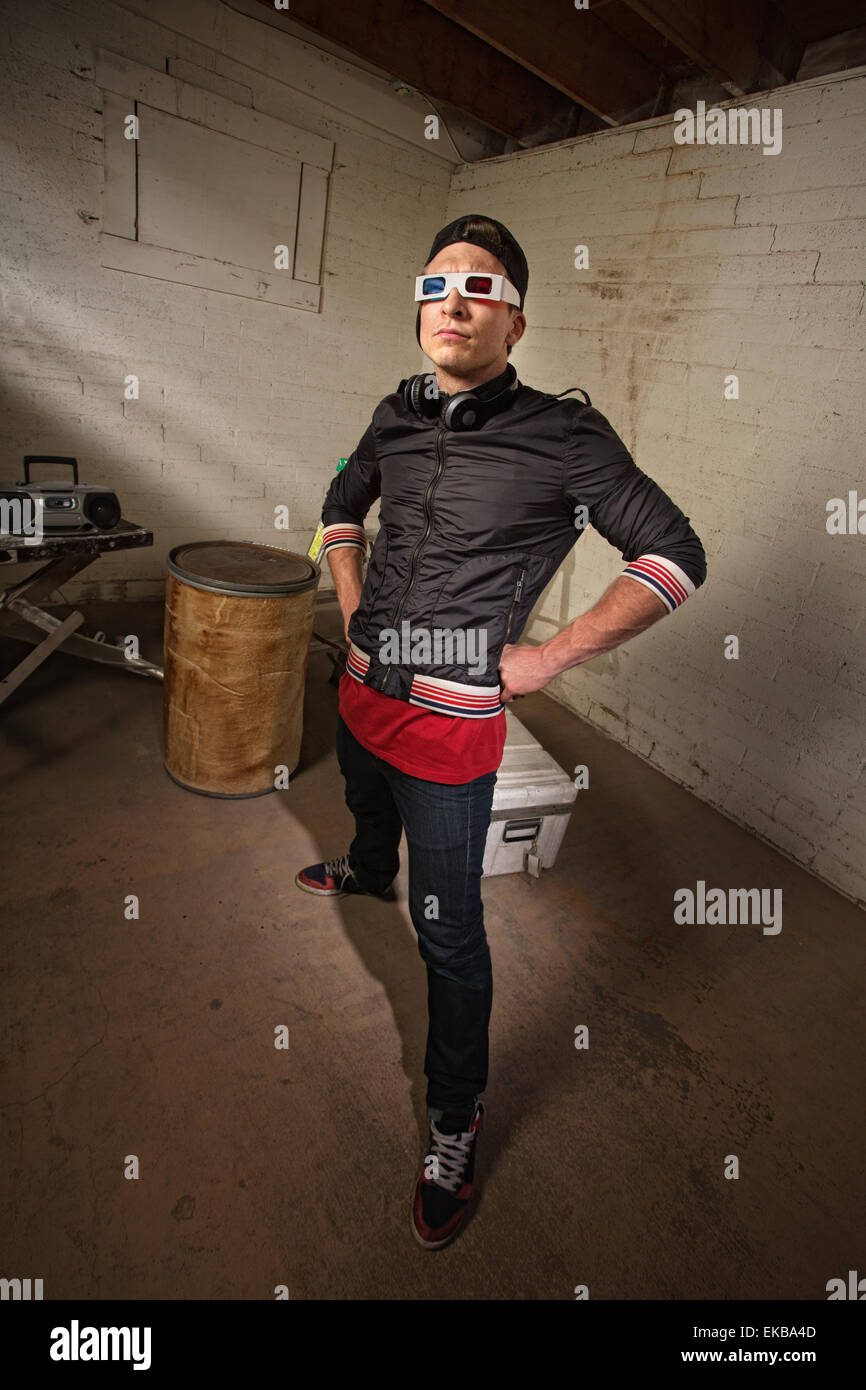 Awkward stance hi-res stock photography and images - Alamy