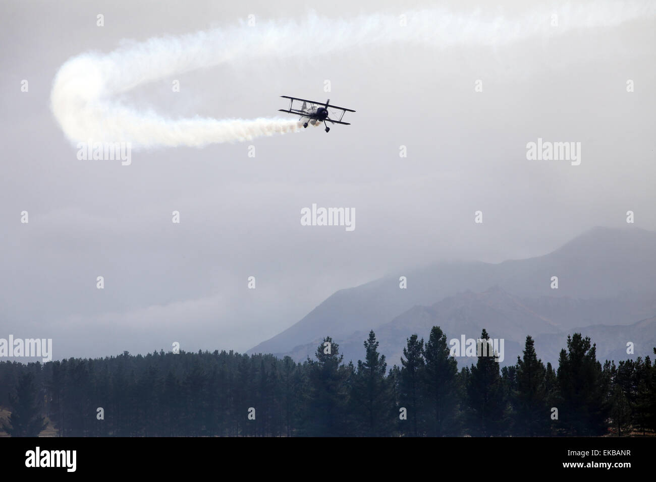 Warbirds over wanaka hi-res stock photography and images - Alamy