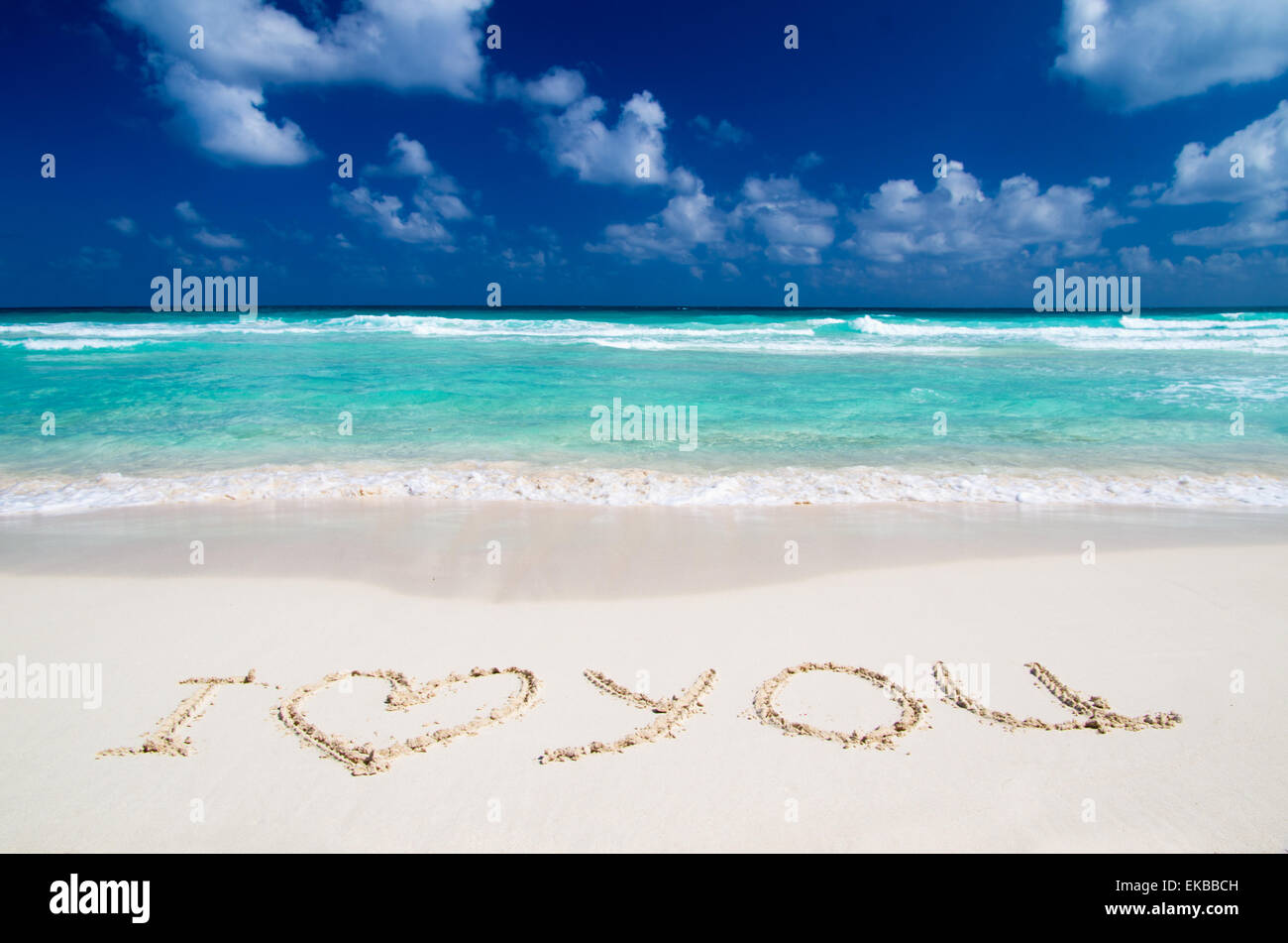 Beach words hi-res stock photography and images - Alamy
