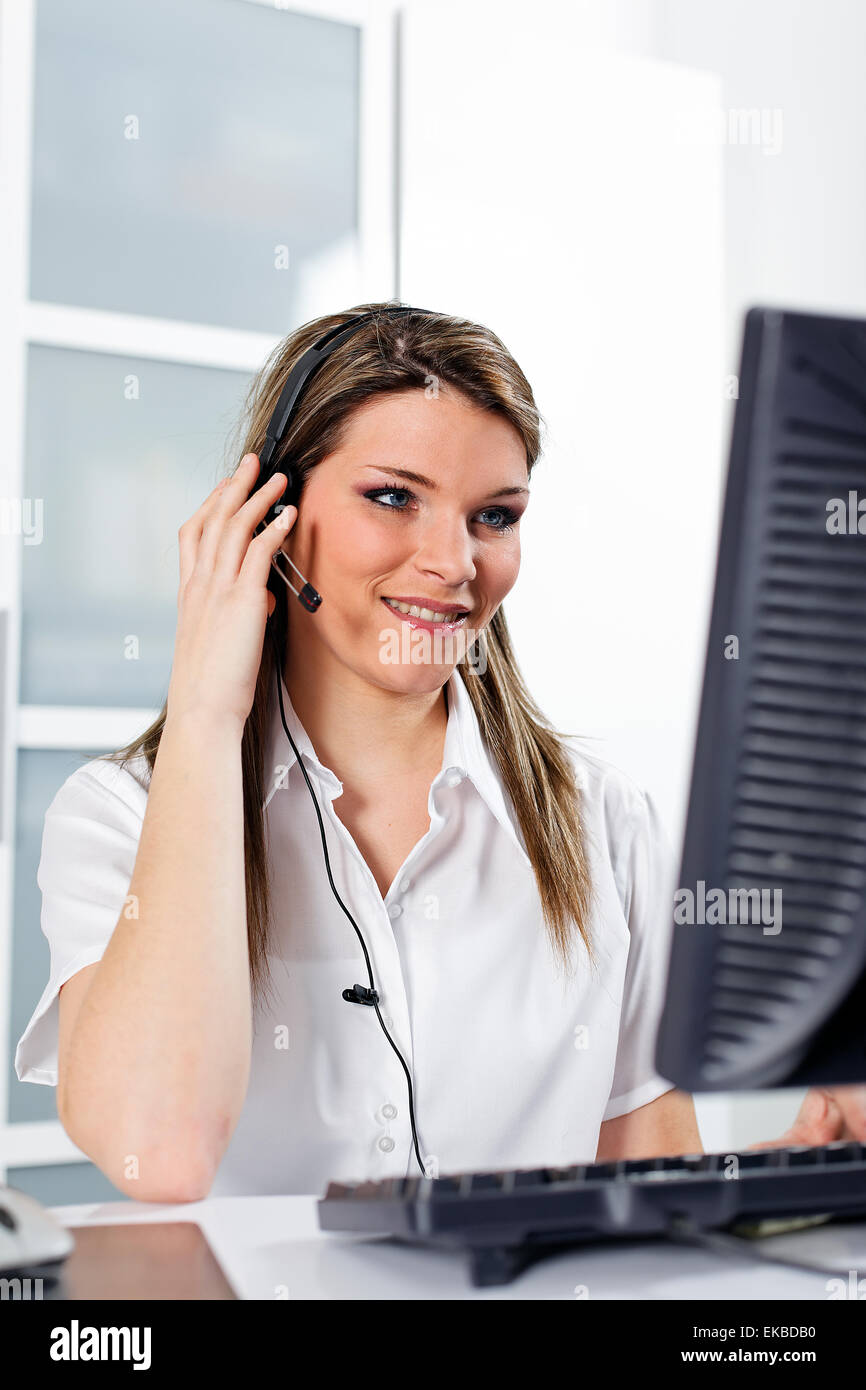 Switchboard operator operator hi-res stock photography and images - Alamy
