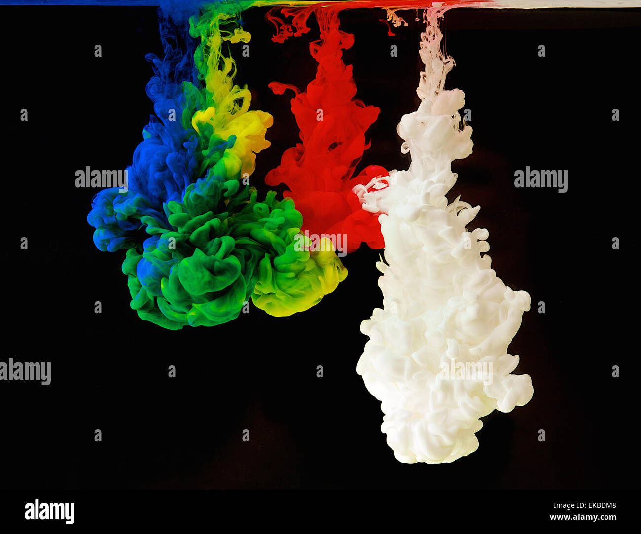Colored inks in water hi-res stock photography and images - Alamy