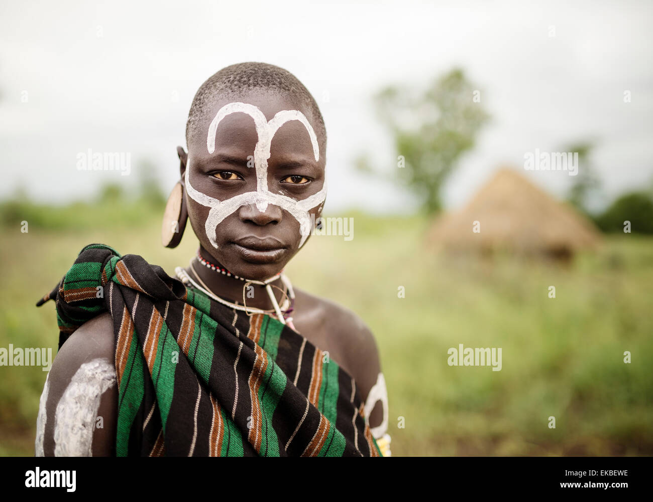Mursi boys hi-res stock photography and images - Alamy