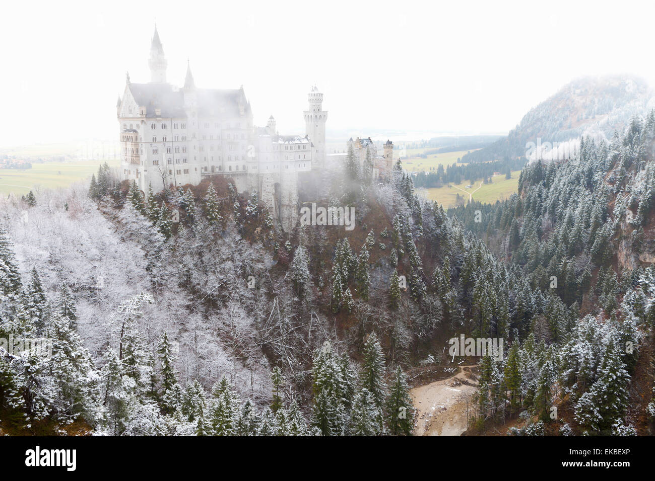 Neuschwanstein Castle in winter, Fussen, Bavaria, Germany, Europe Stock ...