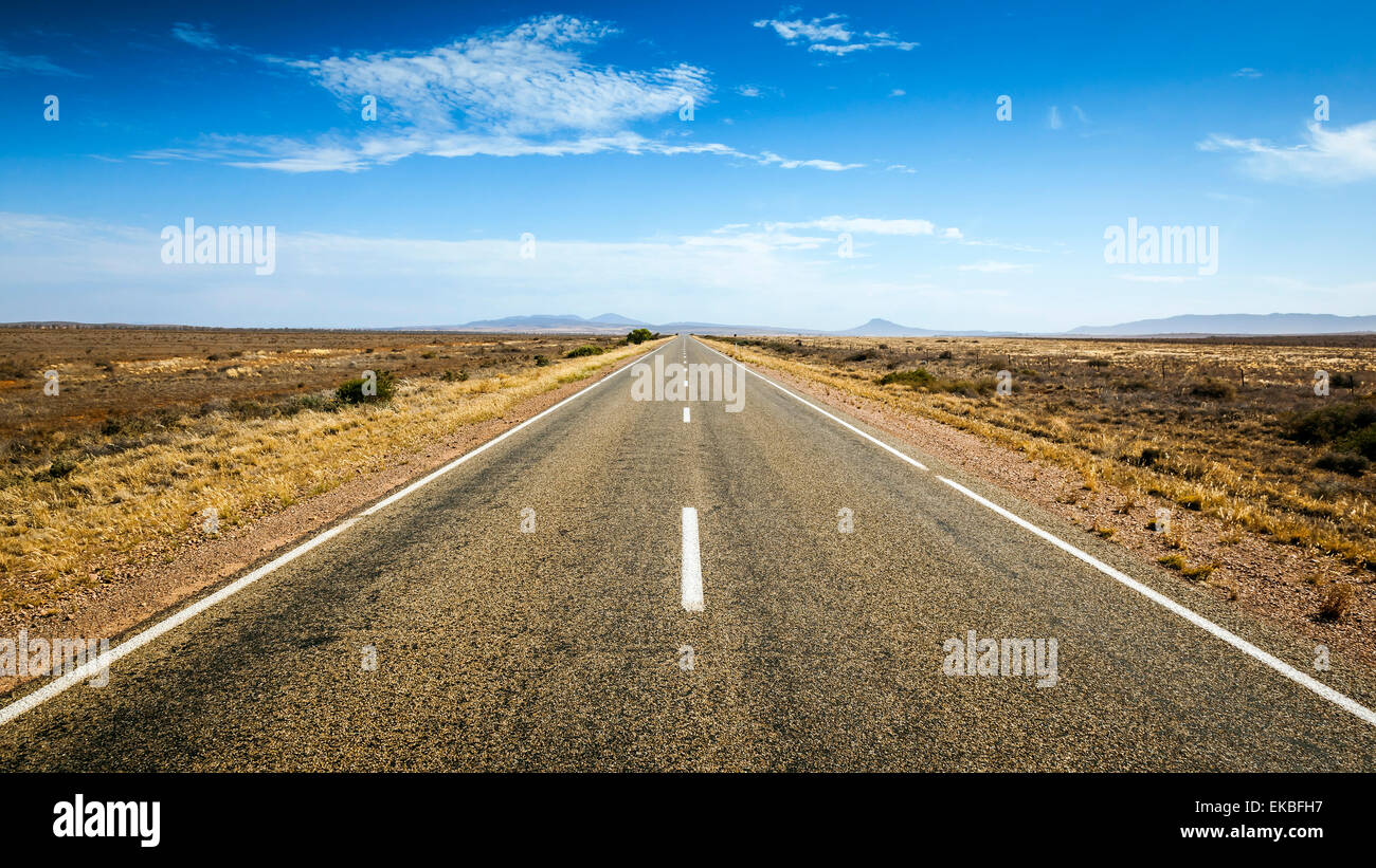 road to horizon Stock Photo - Alamy