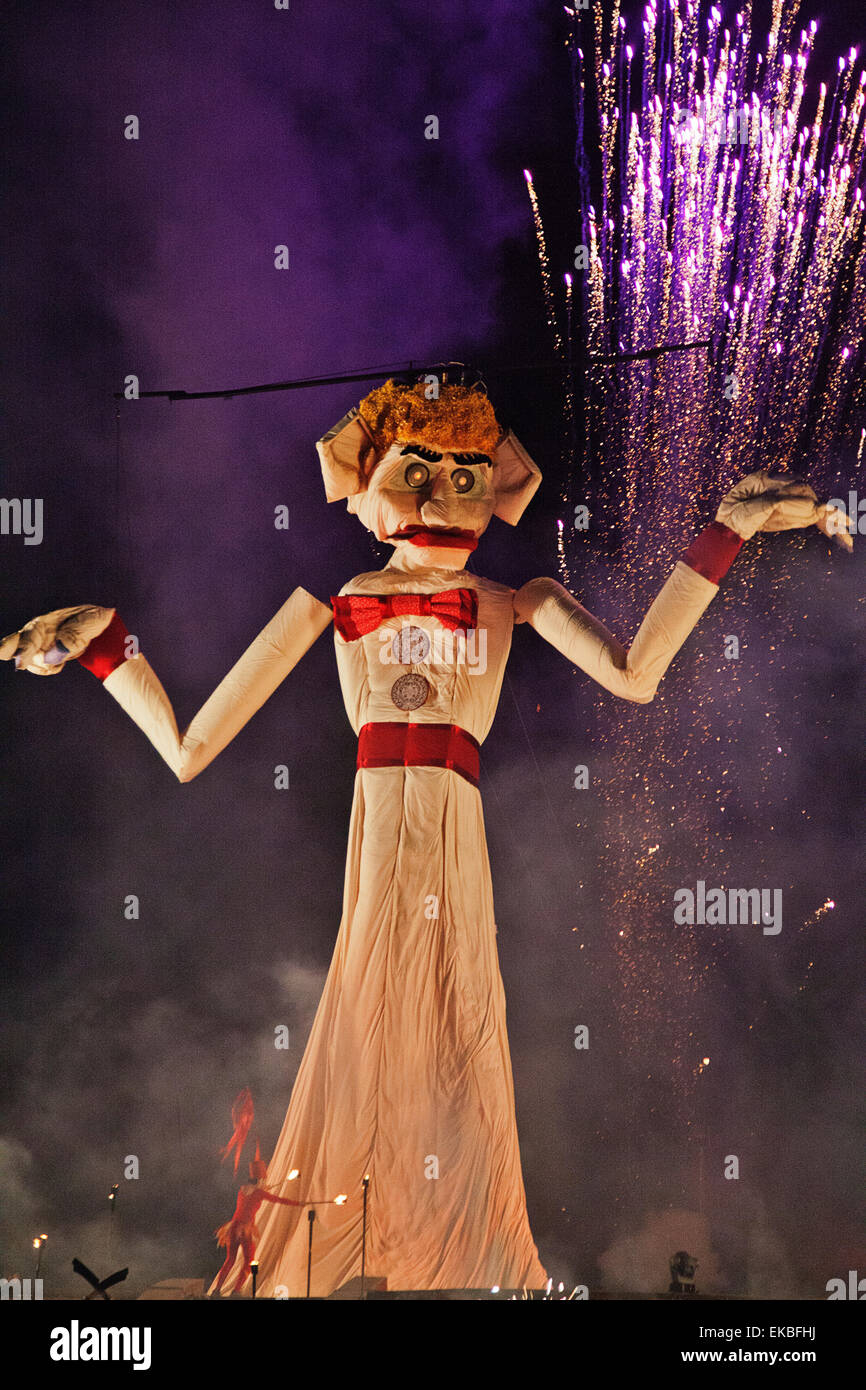 Old man gloom zozobra hi-res stock photography and images - Alamy