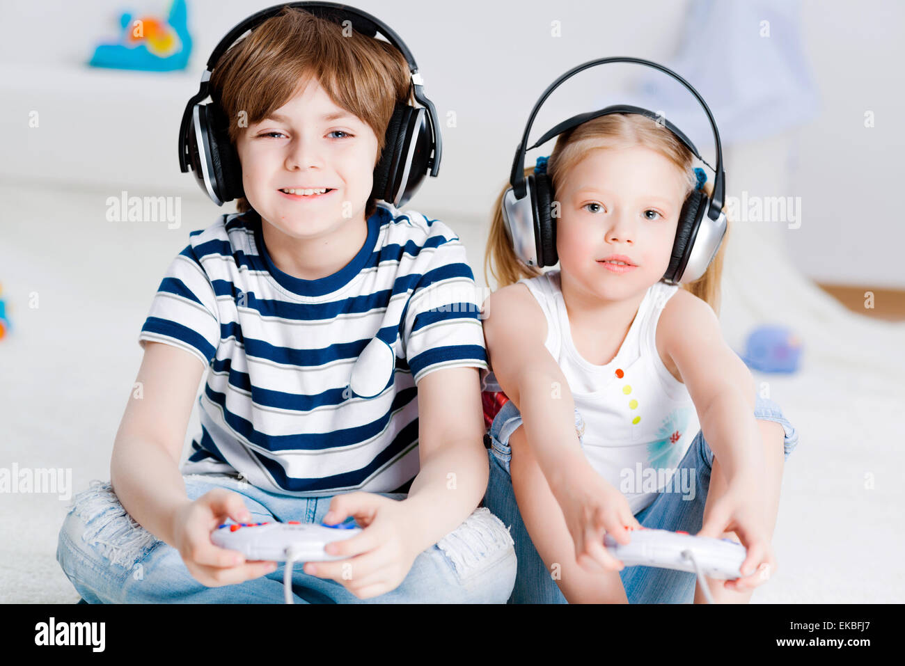 Beautiful cute children hi-res stock photography and images - Alamy