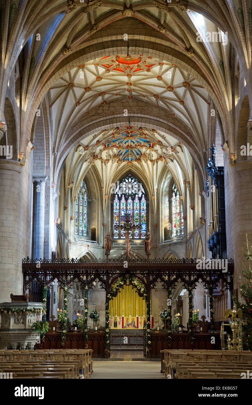 Church apse hi-res stock photography and images - Alamy