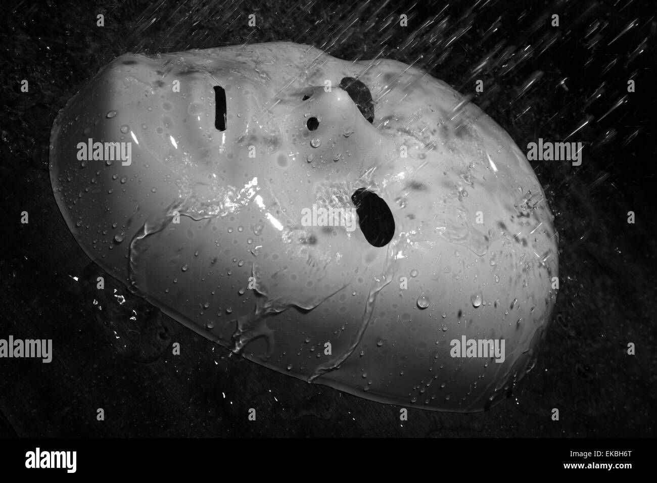 Mask and rain Stock Photo - Alamy