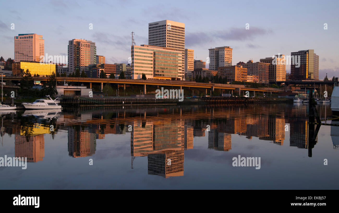 Buildings Viaduct Infrastructure Thea Foss Waterway Tacoma Stock Photo ...