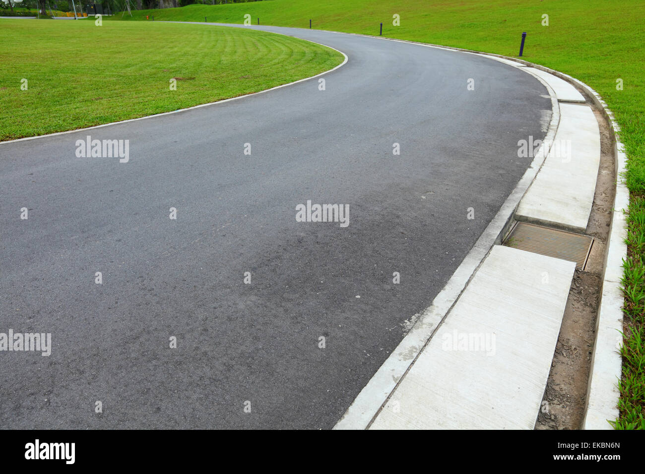path in golf course Stock Photo - Alamy