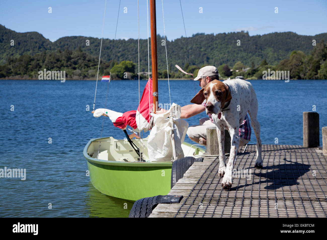Preparing to sail hi-res stock photography and images - Alamy