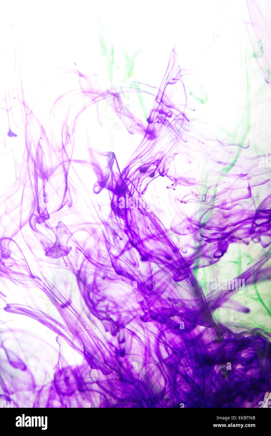 Ink in water hi-res stock photography and images - Alamy